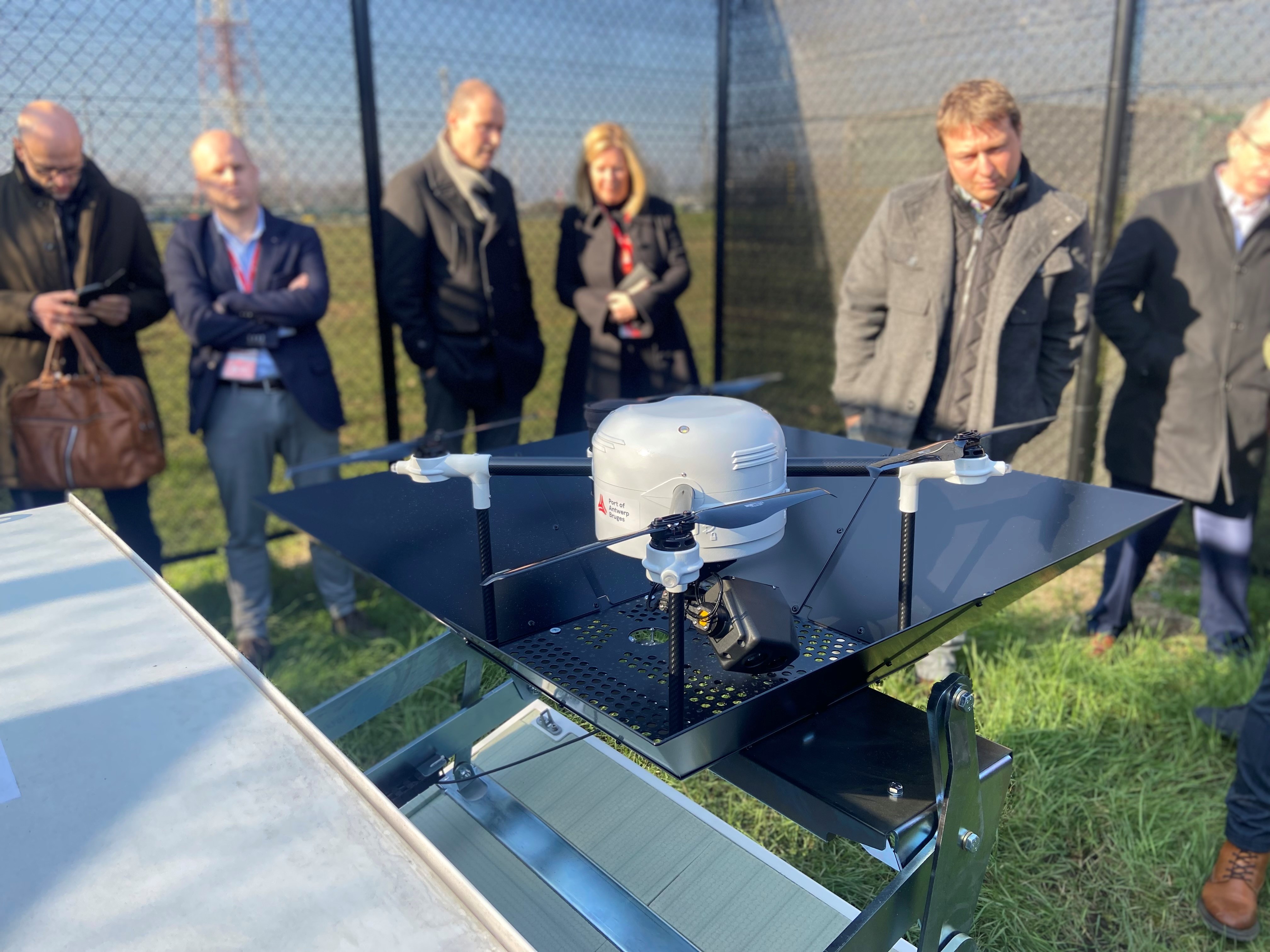 Circet rolt fiber uit voor dronenetwerk Antwerpse haven